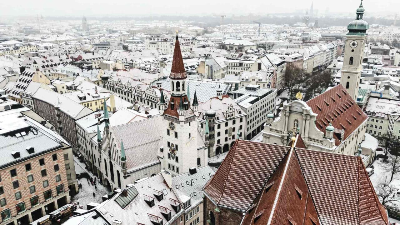 Winter in München: Entdecke die Stadt bei Eis und Schnee